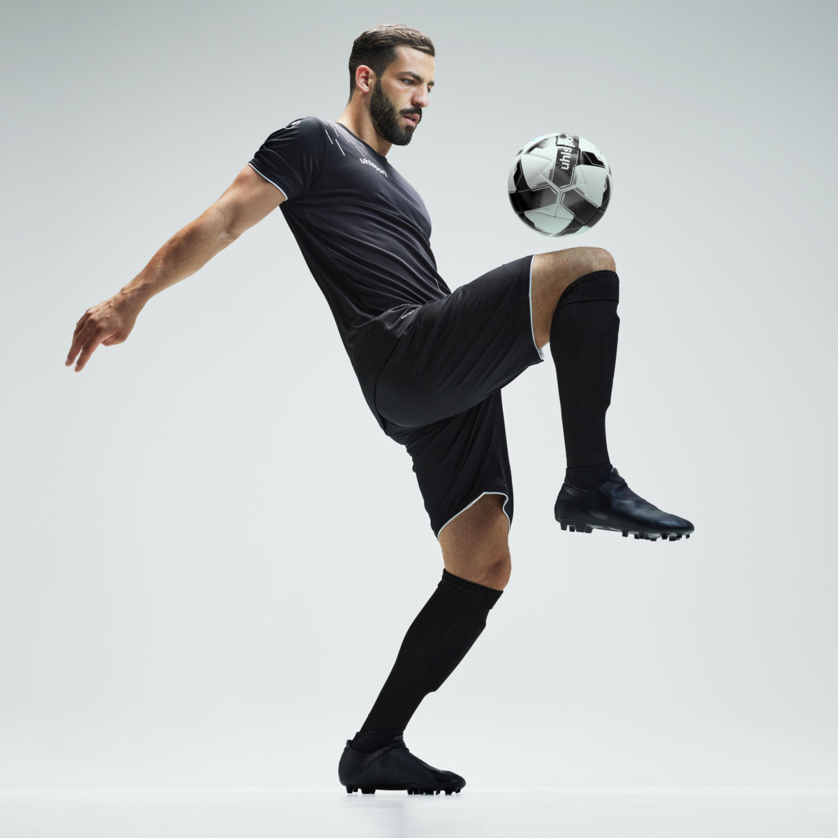 Reaction Goalkeeper Set in red/black | in the official uhlsport store